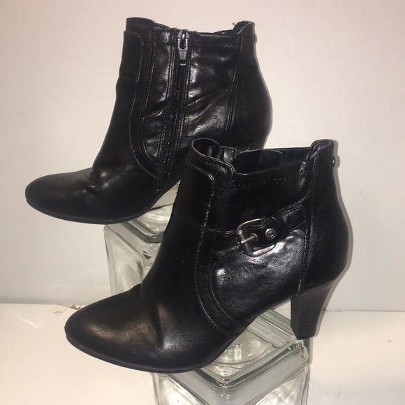 Life Stride | Shoes | Lifestride Soft System Ankle Boots With Side Zip ...